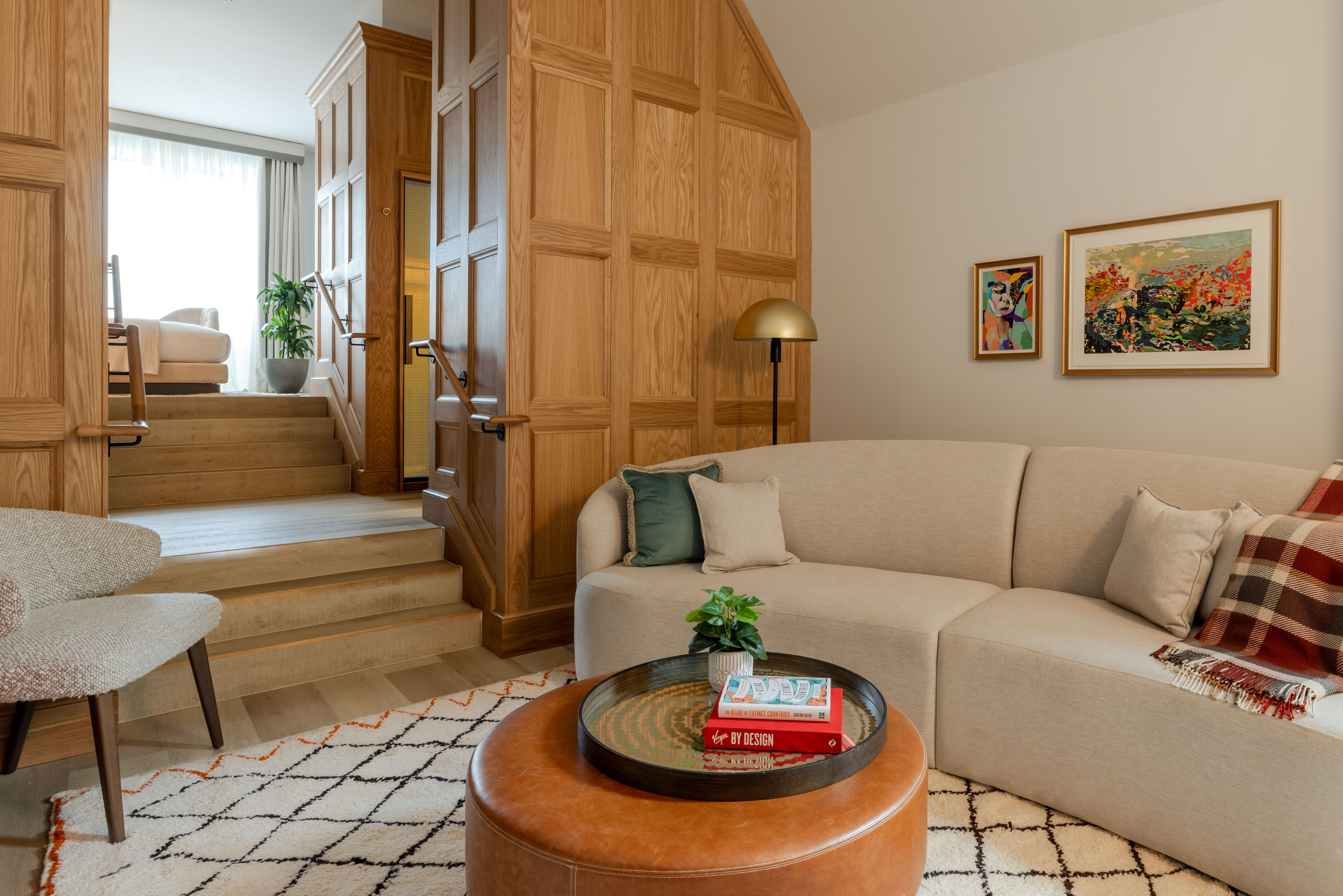 Ted's Hotel Suites with Cowgate View | Virgin Hotels Edinburgh